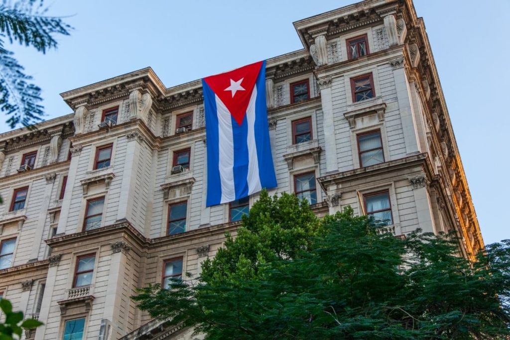 What Is Life Like In Cuba? - Havana Guide